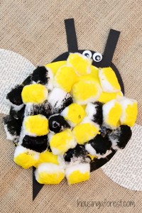 Bumble Bee Preschool Craft | Housing a Forest